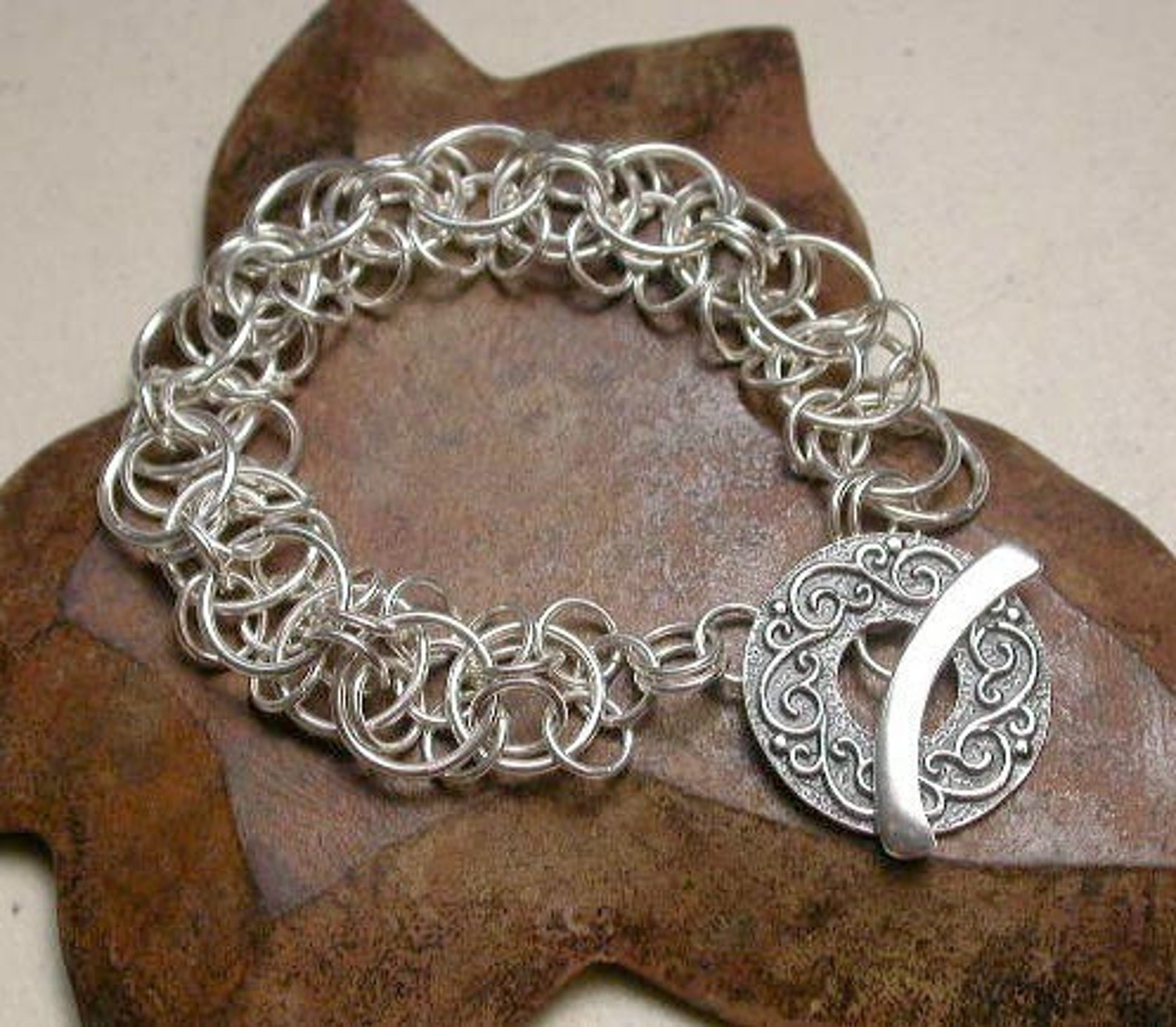 TUTORIAL - Staggered Corduroy With Japanese Overlay Chain Maille ...