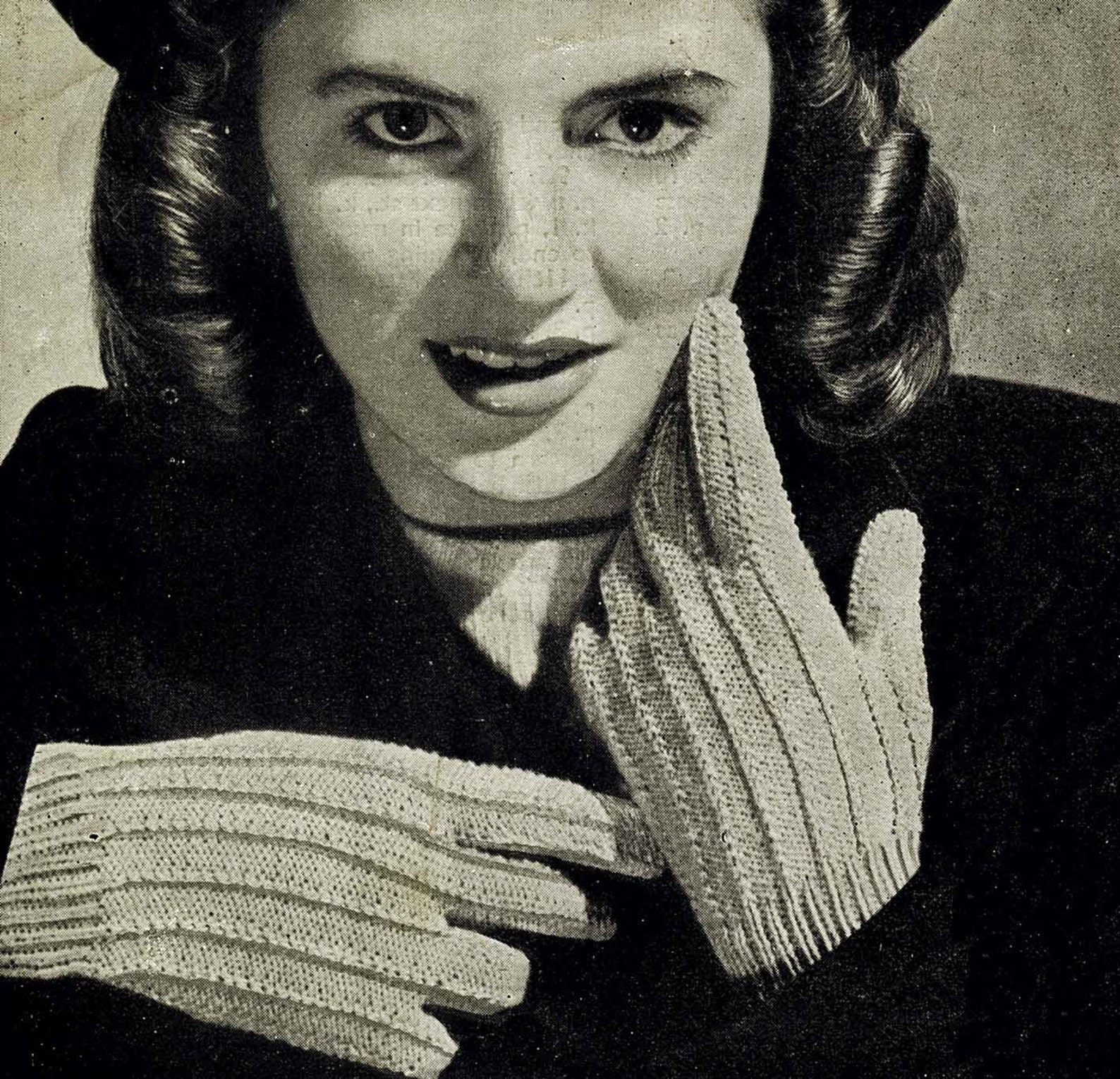 Vintage Ladies Gloves in Two Styles Knitting Pattern 40s - Etsy