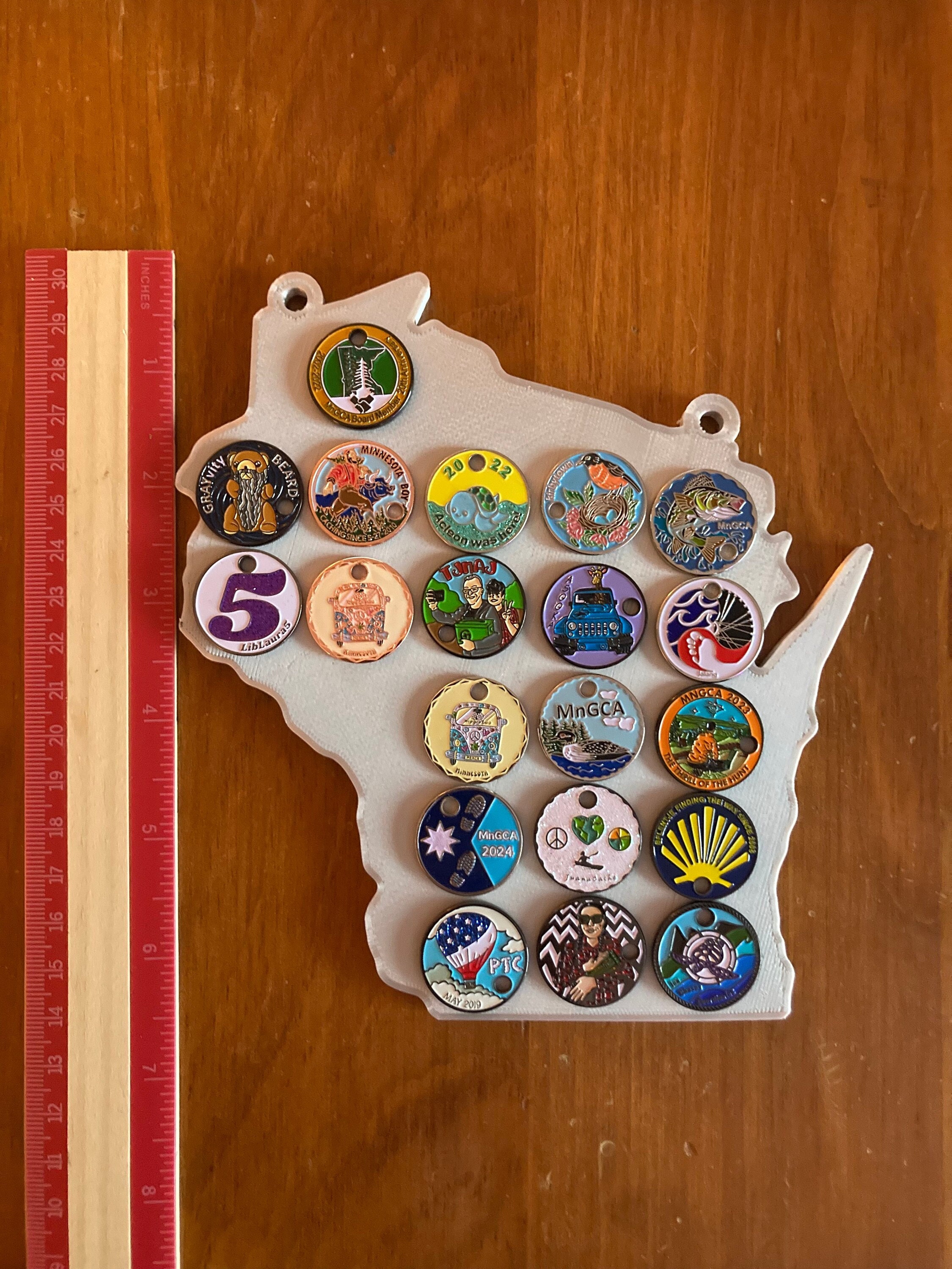 3d-printed Wisconsin Magnetic Pathtag Display and Holder Multiple ...