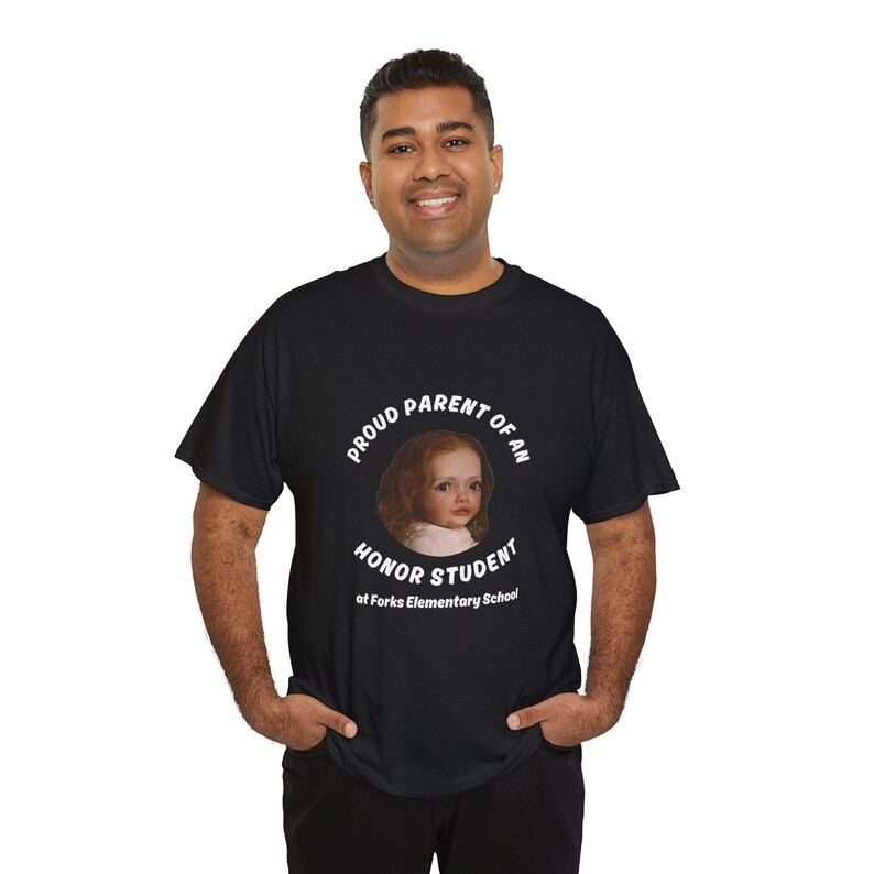 Renesmee Cullen Honor Roll Student T-shirt for Funny Twilight Fans ...