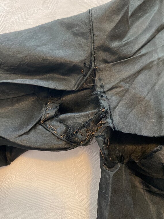 Victorian child’s mourning jacket - Gem