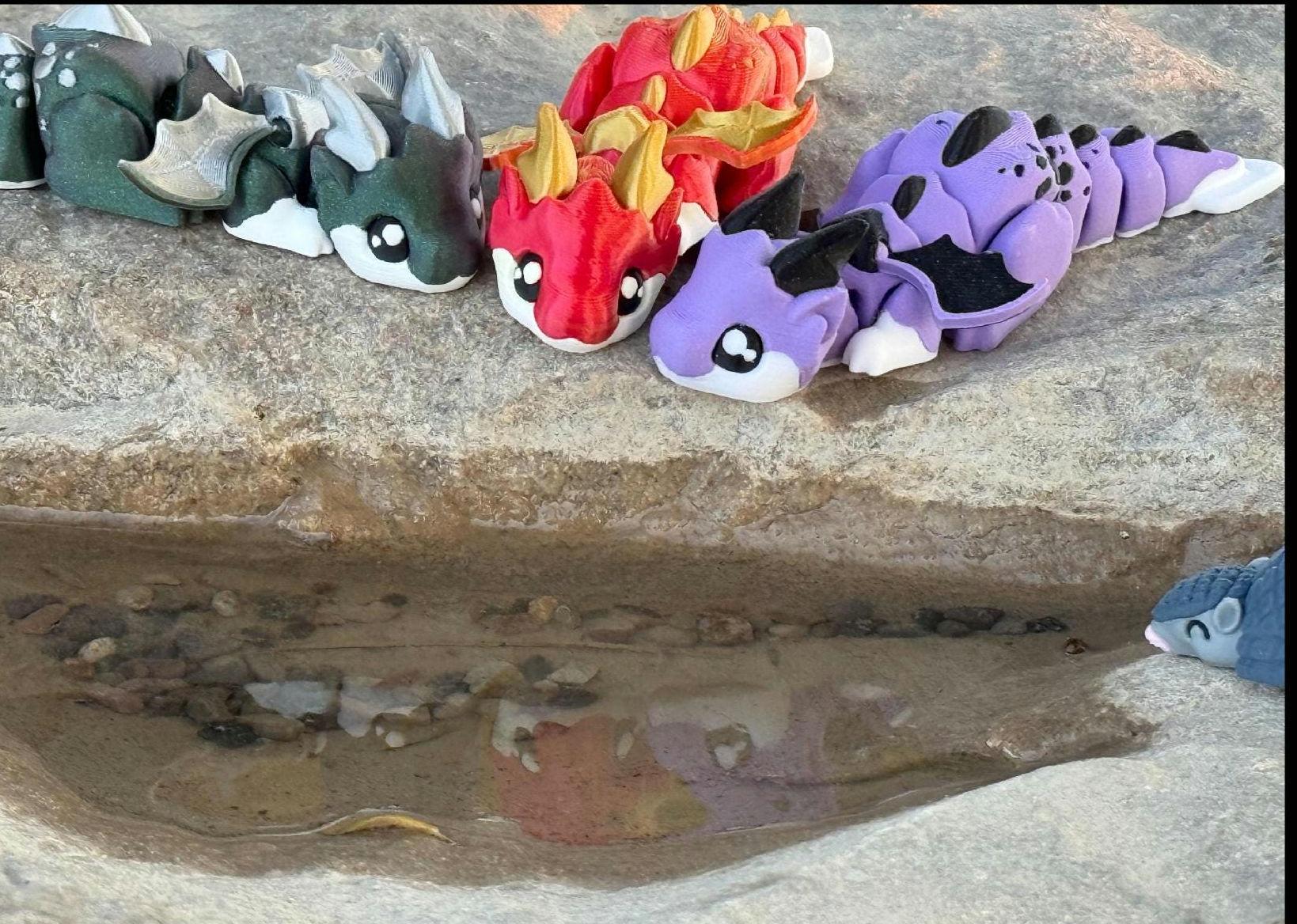 3D Printed Articulated Dragon Fidget Toy: Keychain, Magnet & Desk Decor ...