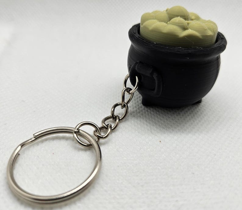 Loud Cauldron Clicker Fidget Toy – Halloween Desk Toy – Boiling Pot ...