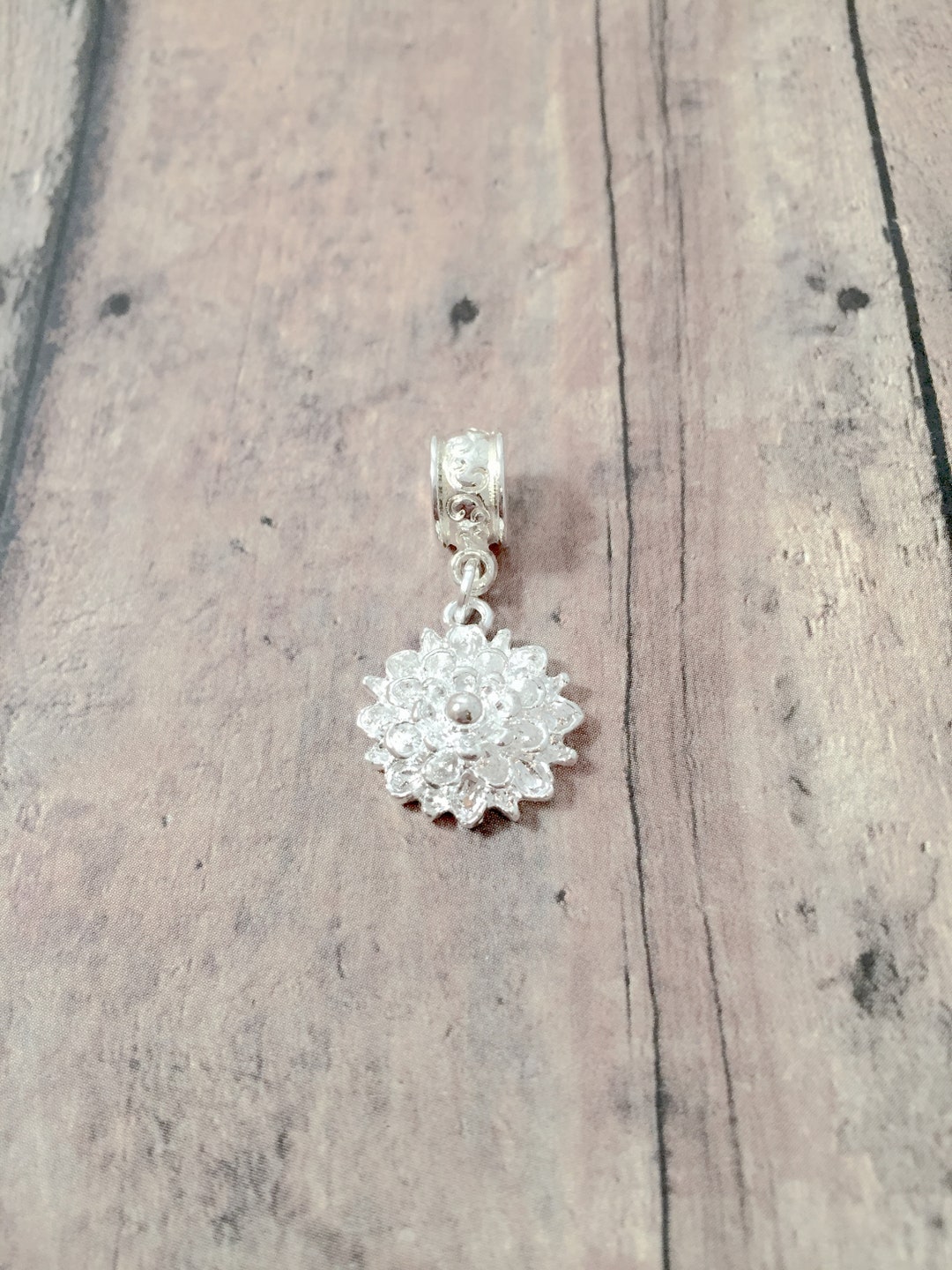 Chrysanthemum Pendant (1 Piece) - Silver Chrysanthemum Charm, Mum Charm ...