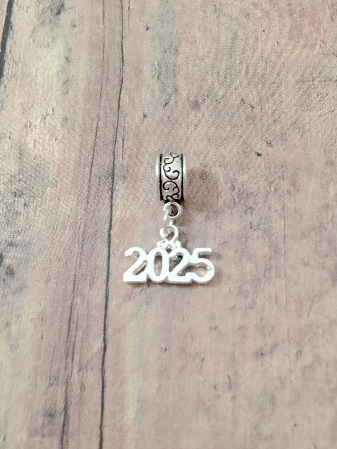 2025 Pendant (1 Piece) - Class of 2025 Jewelry, Graduation Jewelry ...