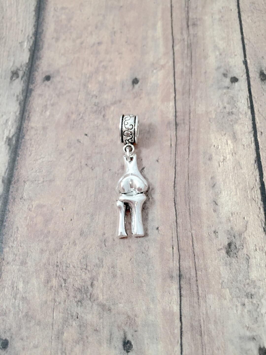 Knee Joint Pendant (1 Piece) - Knee Jewelry, Anatomy Jewelry, Medical ...
