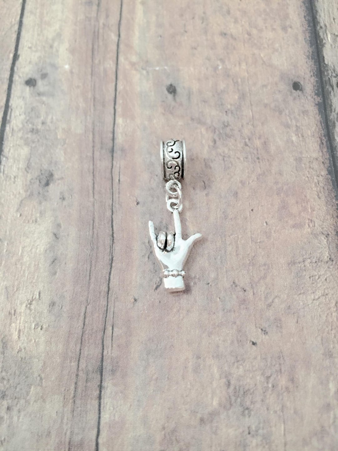 American Sign Language 'I Love You' Pendant (1 Piece) - ASL I Love You ...