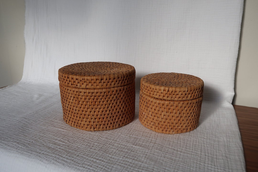 Vintage Rattan Nesting Baskets With Lids | Set of 2 | Vintage Home ...