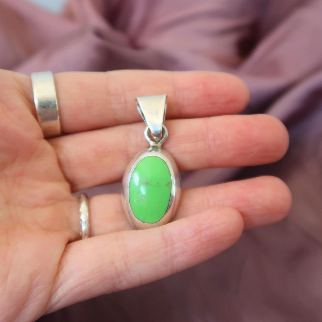 Vintage Sterling Silver Pendant, Green Stone Mexico Taxco Hallmarked TJ ...