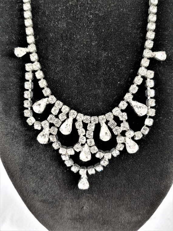 Vintage WEISS RHINESTONE Necklace - Gem