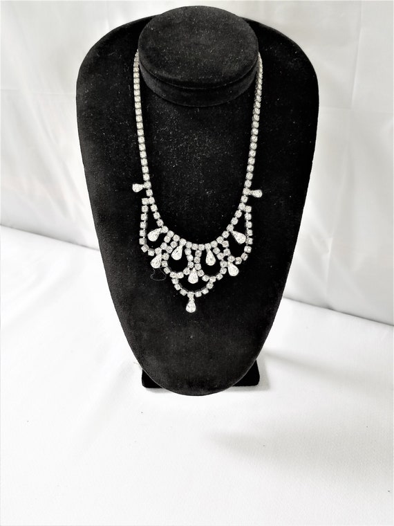 Vintage WEISS RHINESTONE Necklace - Gem