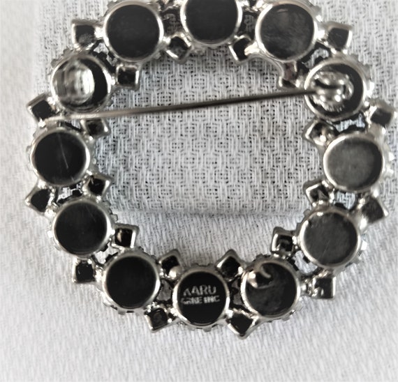 Vintage " KARU " IRIDESCENT RHINESTONE Circle Pin - Gem