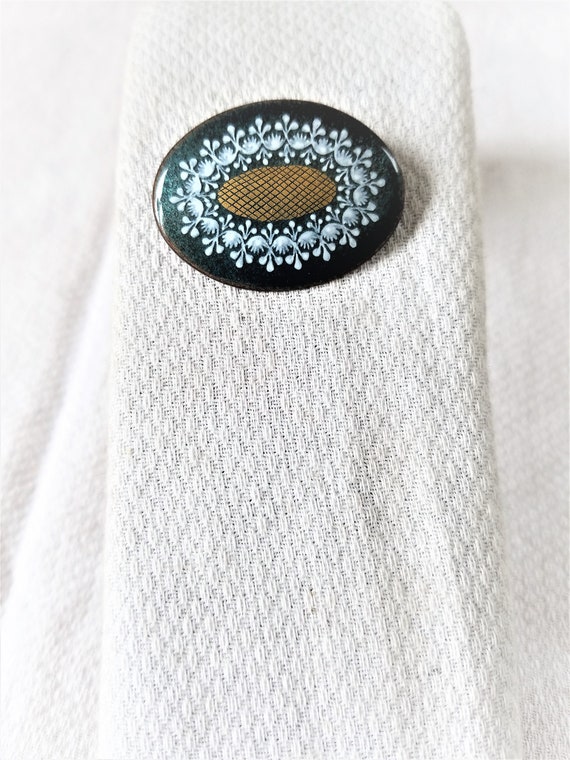 Vintage WIEN AUSTRIA Enamel on Copper PIN - Gem