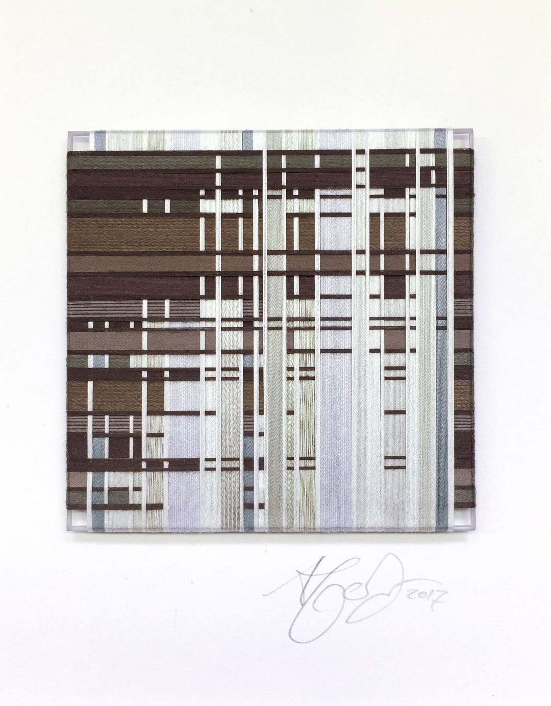 Framed Thread Wrapping With Brown and Light White Blue in a Brown or ...