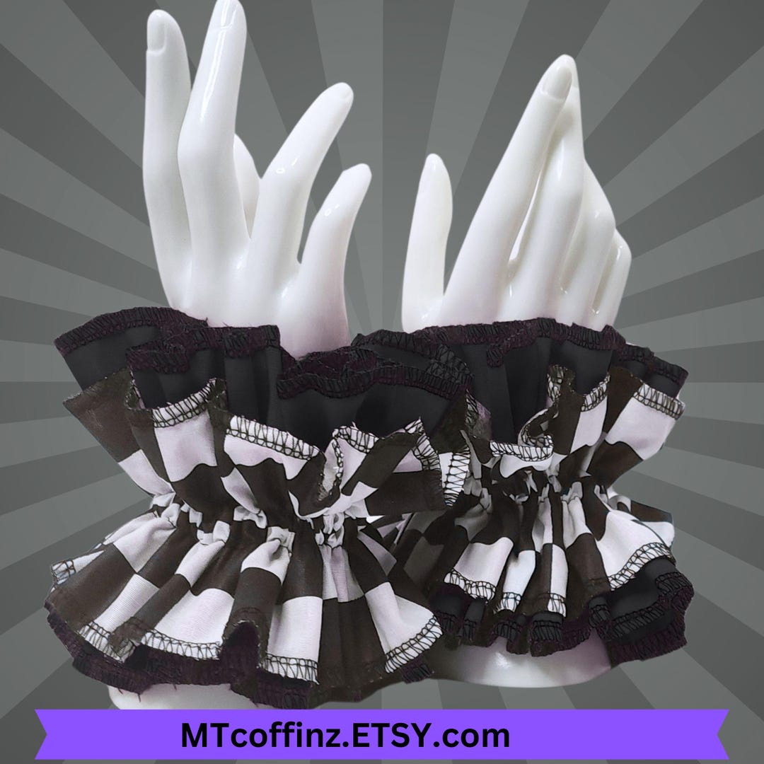 Black and Checkerboard Color Clown Ruffle Cuff Set Traditional Cotton ...