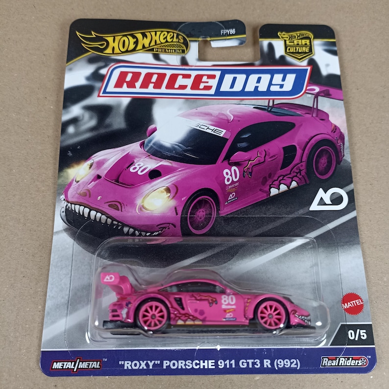Porsche 911 GT3 R (992) - Rexy and Roxy Chase - Hot Wheels - 1/64 ...