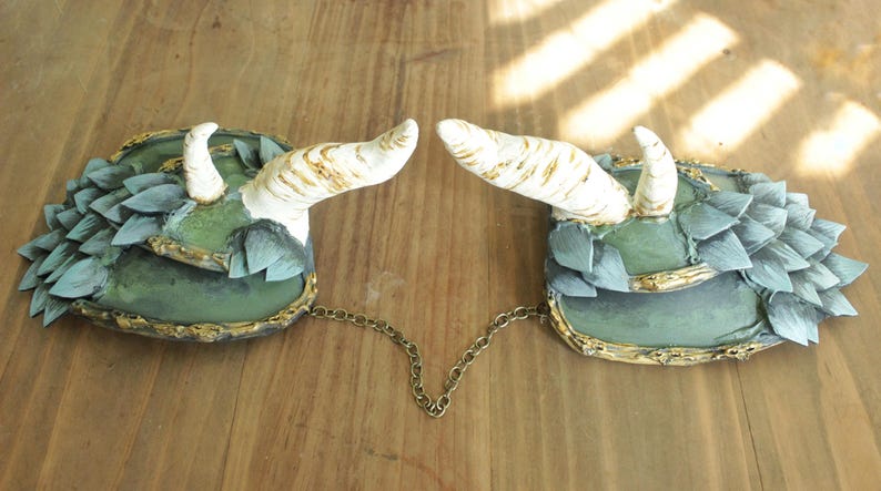 Monster Dragon Scale Pauldrons and Hand Armor - Etsy