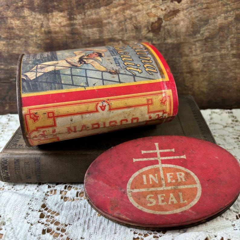 Vintage Nabisco Saltina Biscuit Tin Canister With Interseal Logo - Etsy