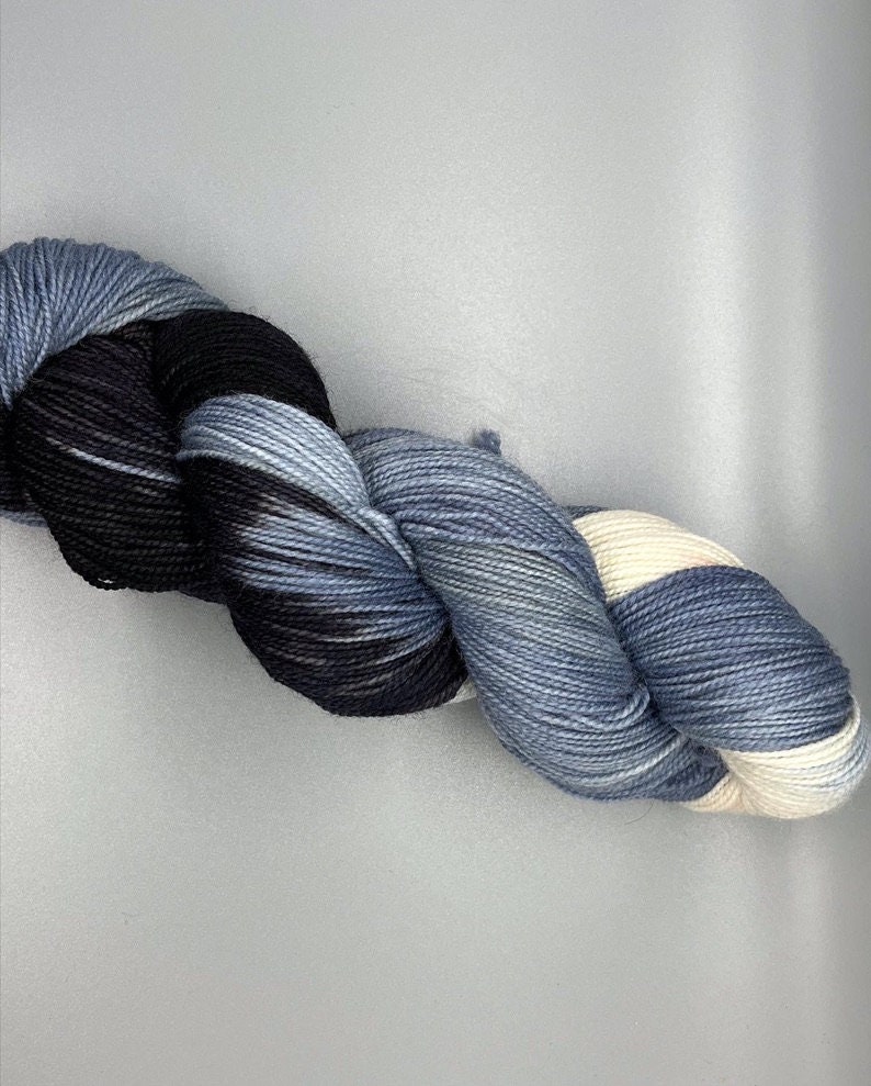 Mystery Assigned Pooling Knitting Pattern Two Colorbursts Fingering One ...