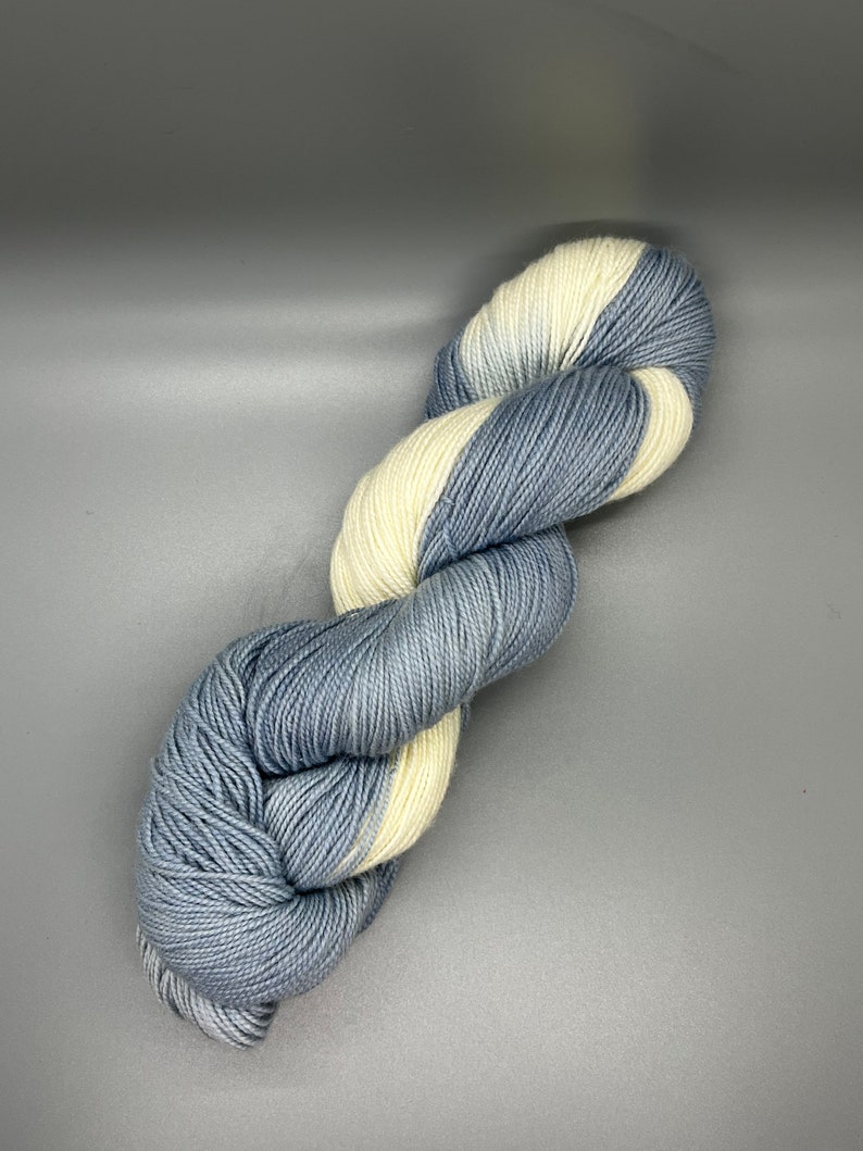 Hand Dyed Yarn Assigned Pooling Yarn Ice Pancake Pattern Set Blueberry ...