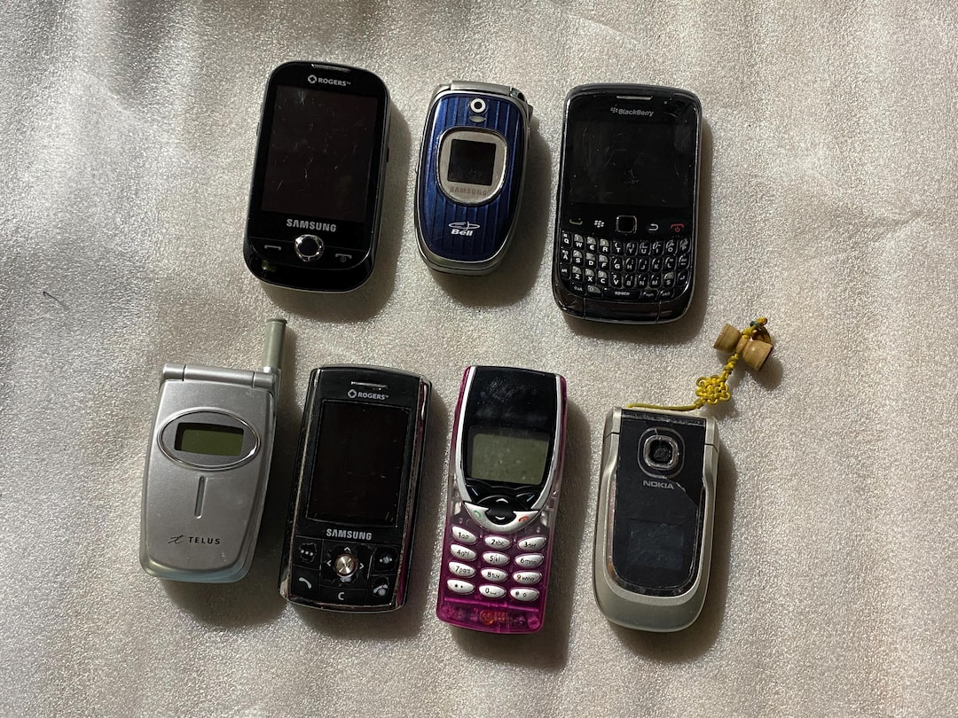 Lot of 7 - Vintage Samsung Flip Phone Nokia Blackberry Slider Sliding ...
