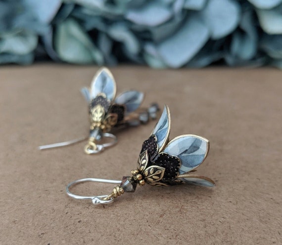 Wife earrings store