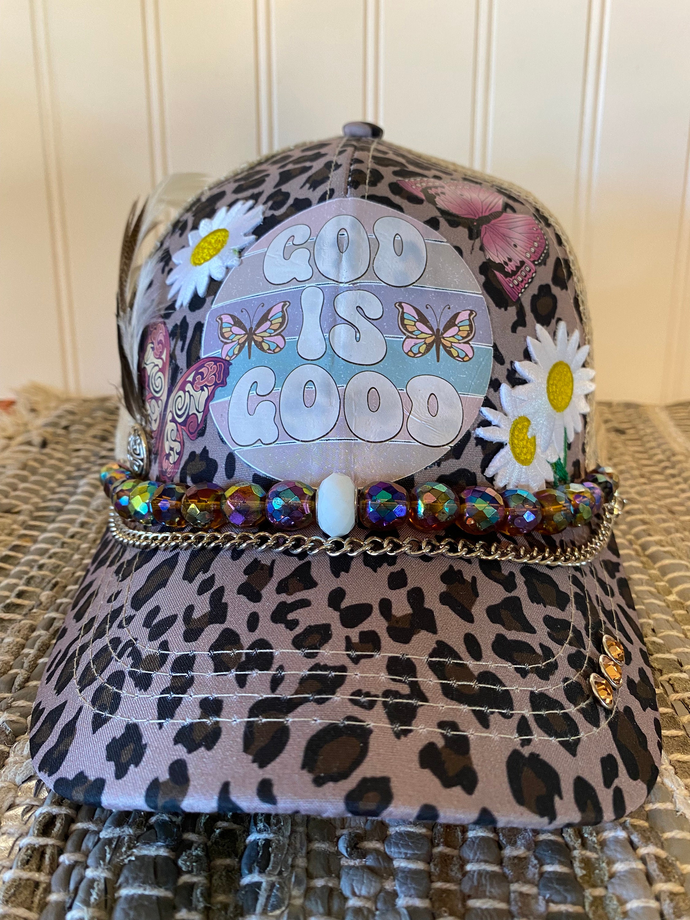Women's Retro Style Multi Patch Trucker Caps With Double Trucker Chains ...