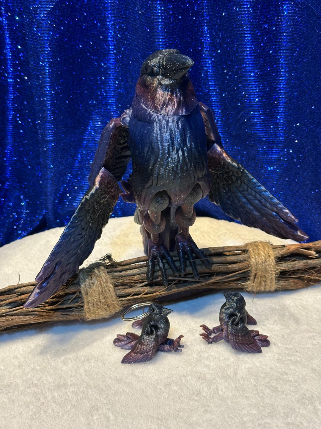 Raven Figurine - Charming Articulated Home Decor Accent - Fun Gift for ...