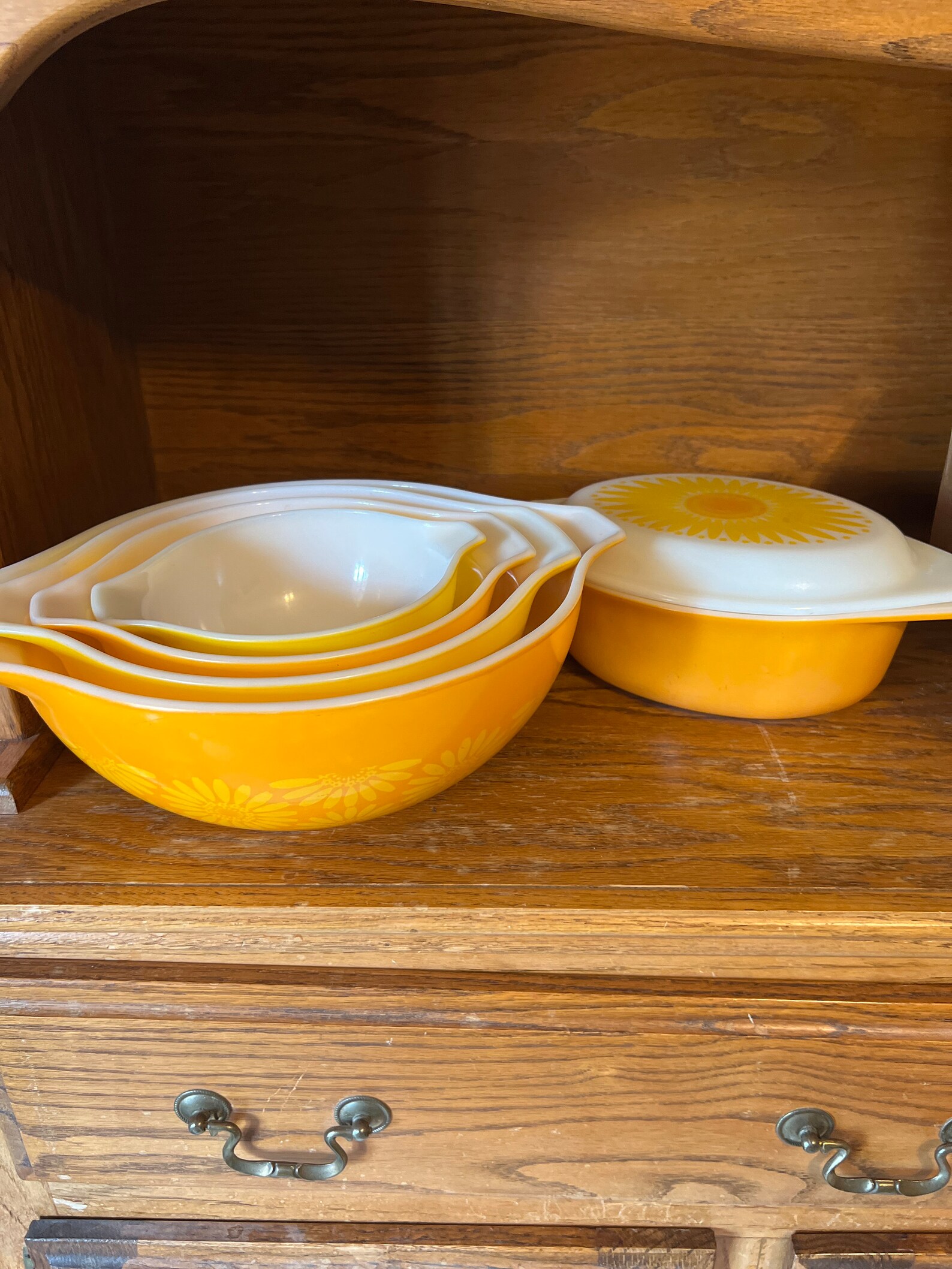 Pyrex Daisy Mixing Bowls Set of 4 - Etsy