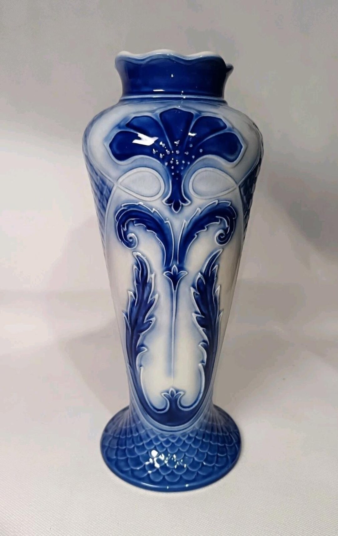 Ghzel Style Cobalt Blue and White Floral Fish Scale Pattern Vase W ...