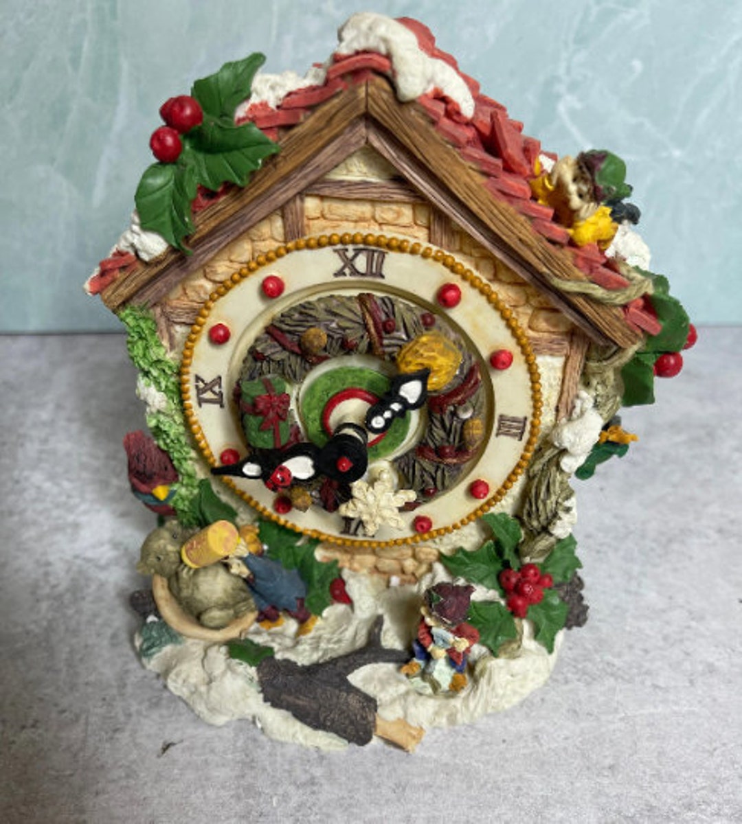Vintage Holiday Motion Musical Clock With Elves Plays Deck the Halls ...