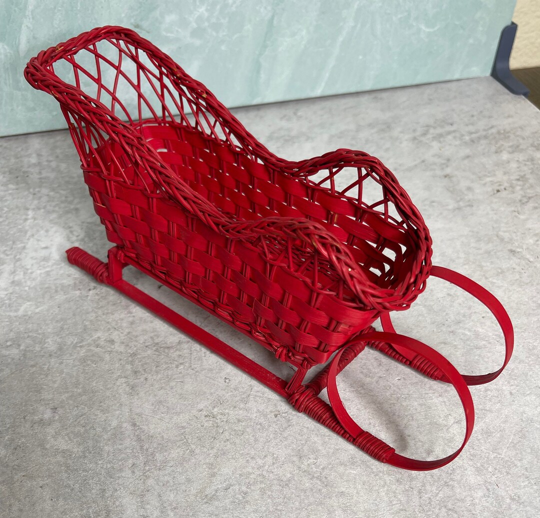 Vintage Red Small Wicker Sleigh Basket Christmas Candy Holiday - Etsy