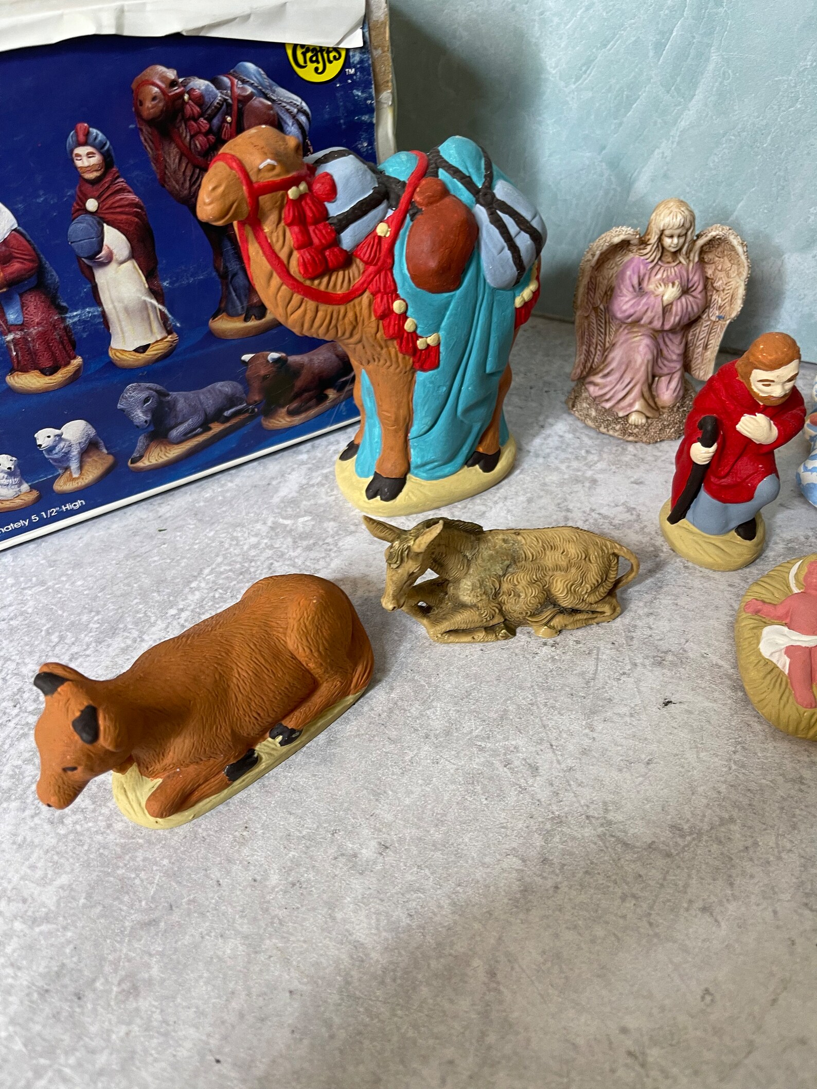 Vintage Wee Crafts Traditional Hand Painted 14 Pc Nativity Figurines ...