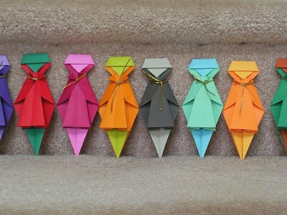 Items similar to RainBow Girls - 6 Origami Paper Dolls on Etsy