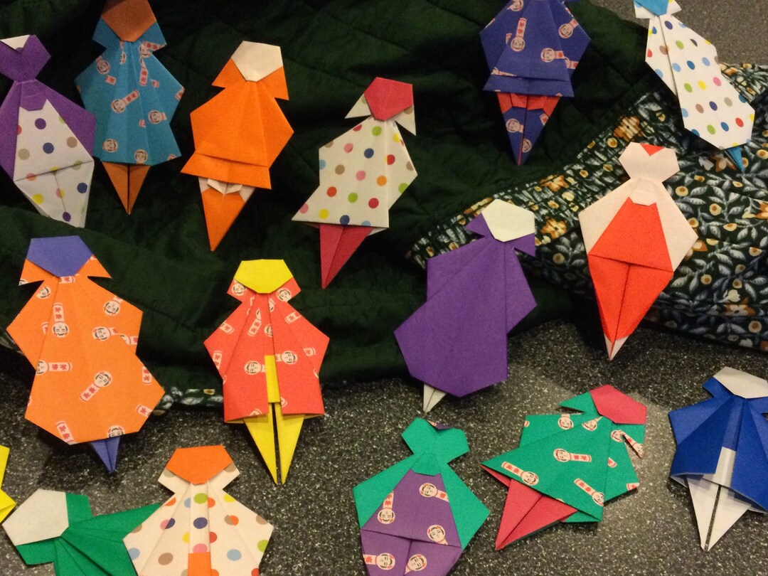 FASHIONABLE Ladies - Origami Paper People - Etsy