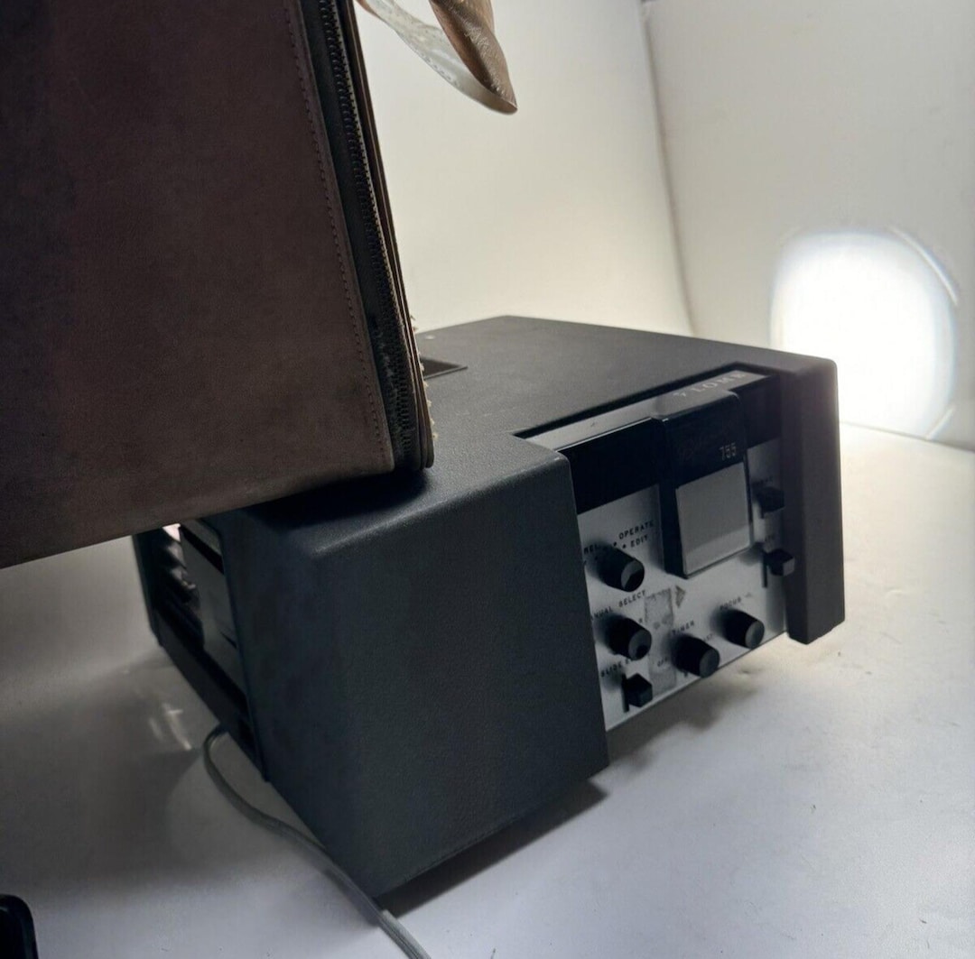 VINTAGE Bausch & Lomb 755 35mm Balomatic Slide Projector Anastigmat F3 ...