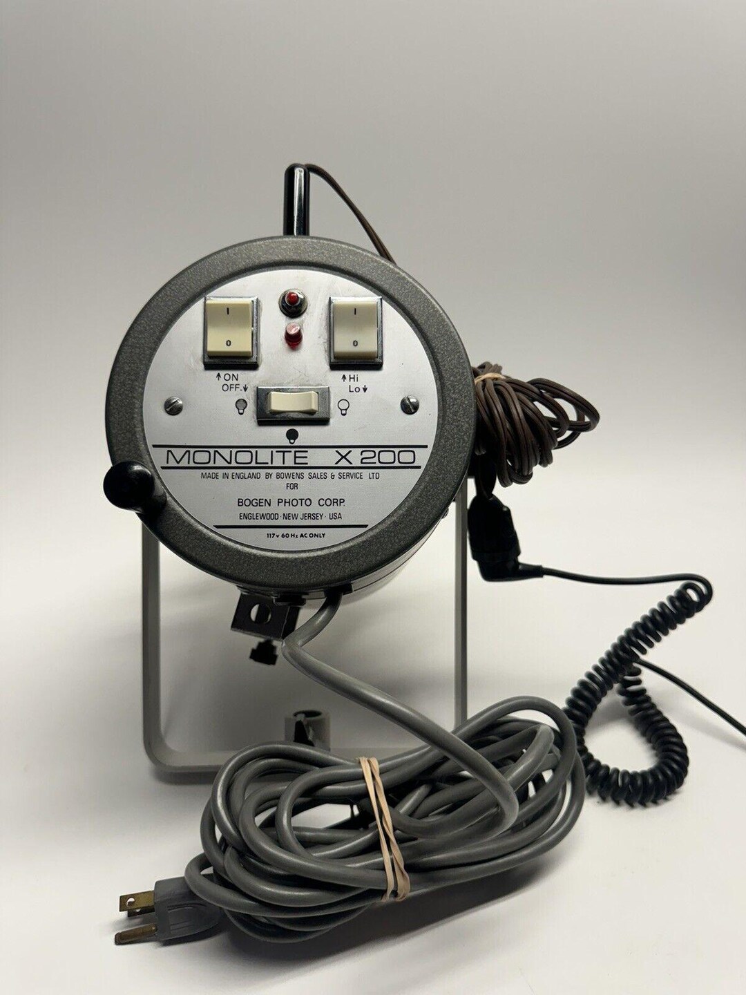 VINTAGE Bowens Bogen Monolite X200 Studio Strobe Flash Head Made IN USA ...
