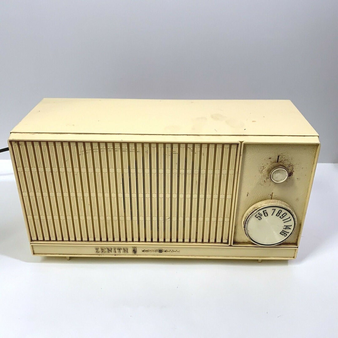Rare Vintage Zenith Solid State AM AM Only Radio Model Z212W Made in ...