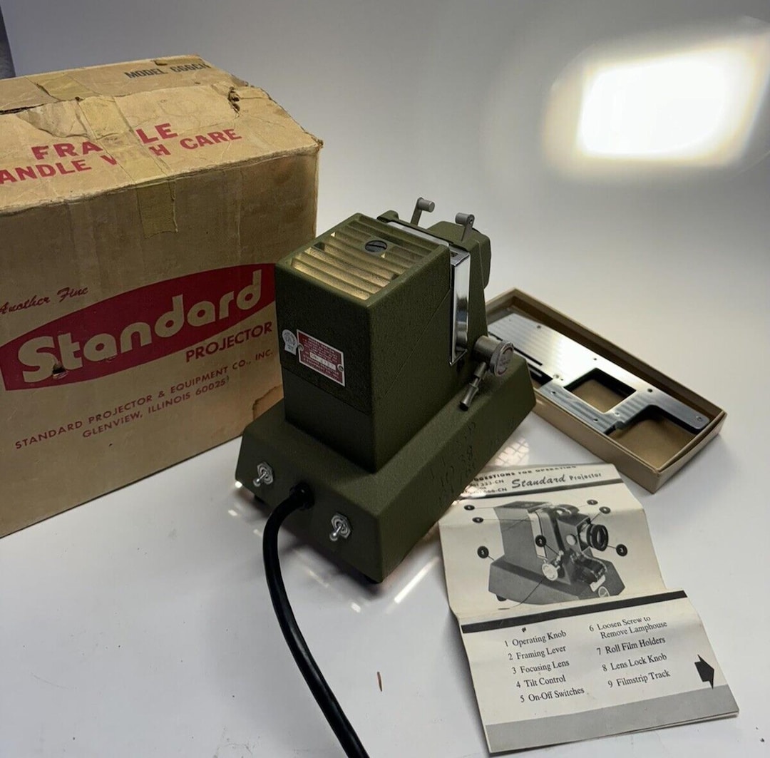 Vintage Standard Filmstrip Projector Model 666CN Made IN USA - Etsy