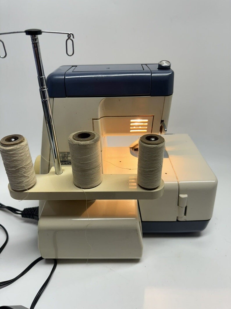 VINTAGE White Super Lock Model X 523 Serger Sewing Machine With Pedal ...
