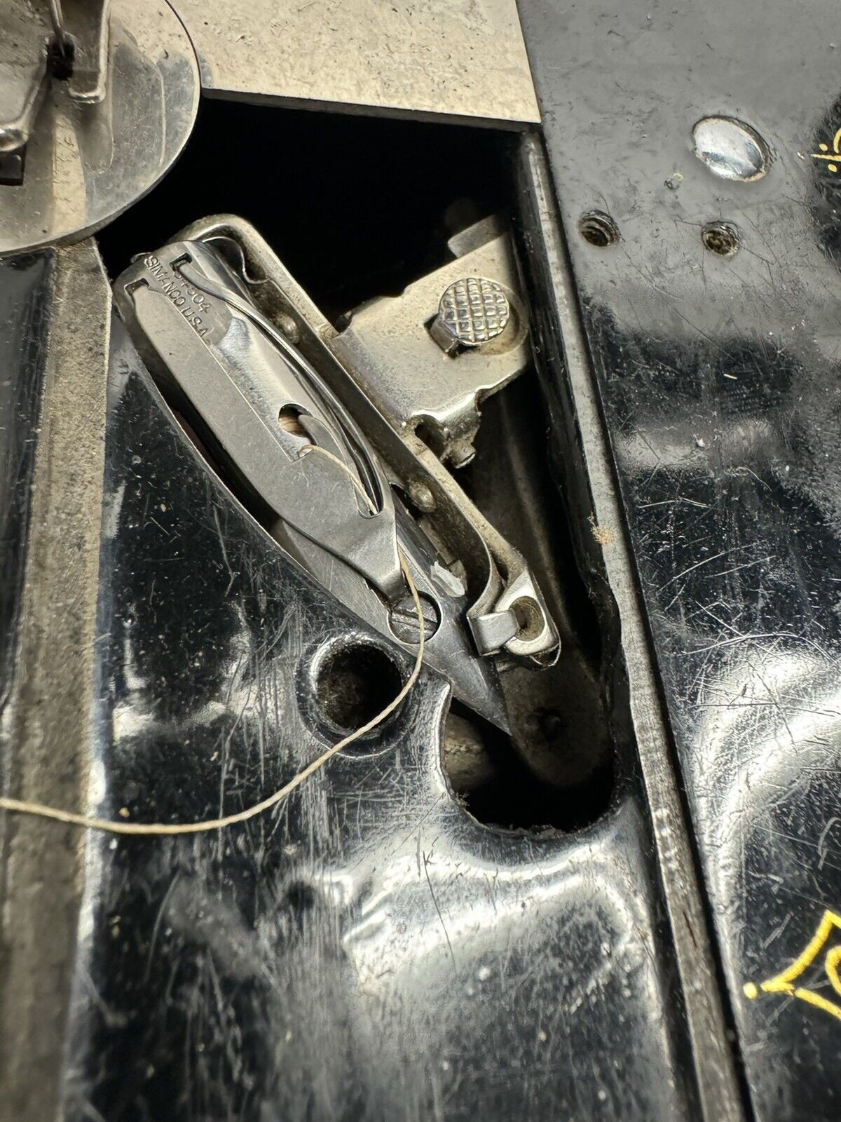 VINTAGE Singer 128-13 Portable Sewing Machine W/ Wood Case & Key ...