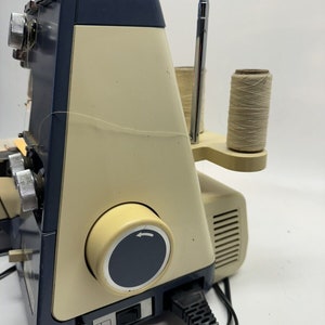 VINTAGE White Super Lock Model X 523 Serger Sewing Machine With Pedal ...