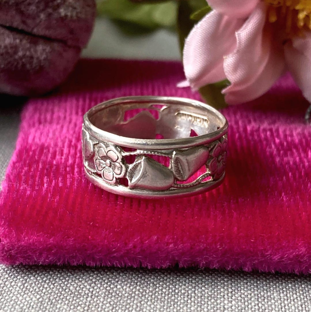 Vintage Sterling Silver Flower Bell Wide Ring Band - Read Description ...