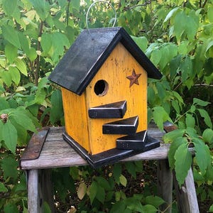 Rustic Primitive Birdhouse Triangle Steps Country Birdhouse Outdoor ...