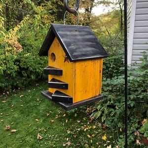 Rustic Primitive Birdhouse Triangle Steps Country Birdhouse Outdoor ...