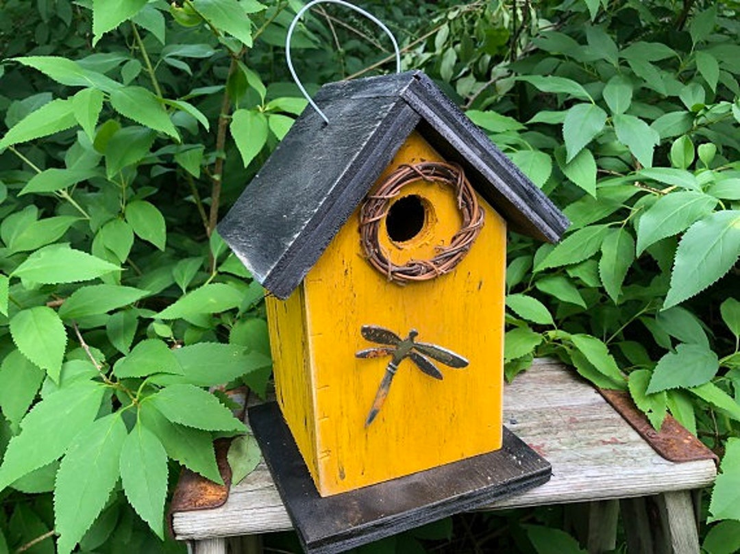 Rustic Primitive Birdhouse Rusty Dragonfly Birdhouse Outdoor Bird House ...