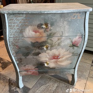 WEATHERED ROSES Decoupage Paper - 21" by 29" - Whimsykel Designs - Etsy