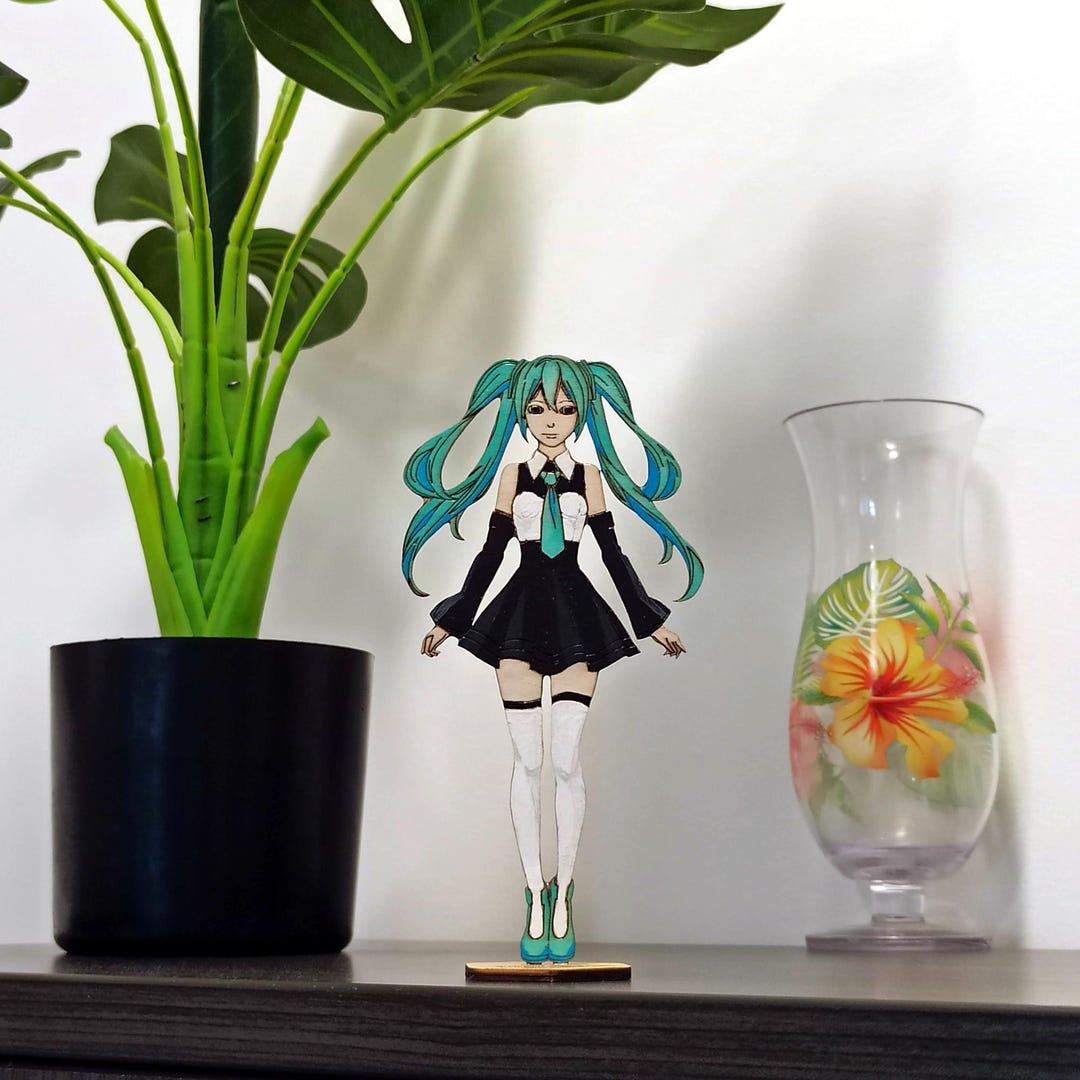 Miku Hatsune 2D Vocaloid Anime Doll Wooden Standee Manga Character ...
