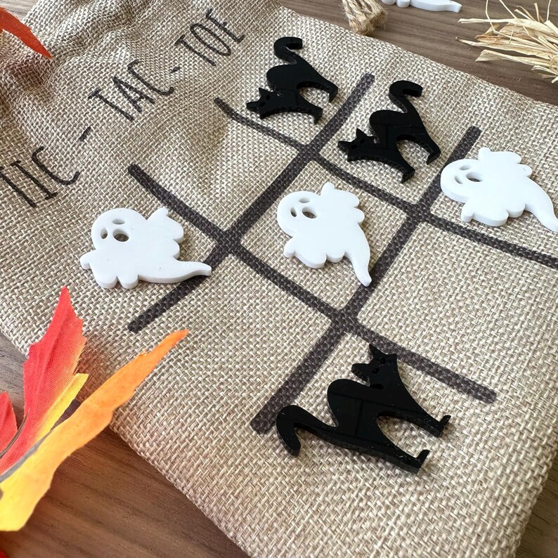 Halloween Tic Tac Toe Game: Burlap Boo Basket With Pumpkin, Ghost & Bat ...