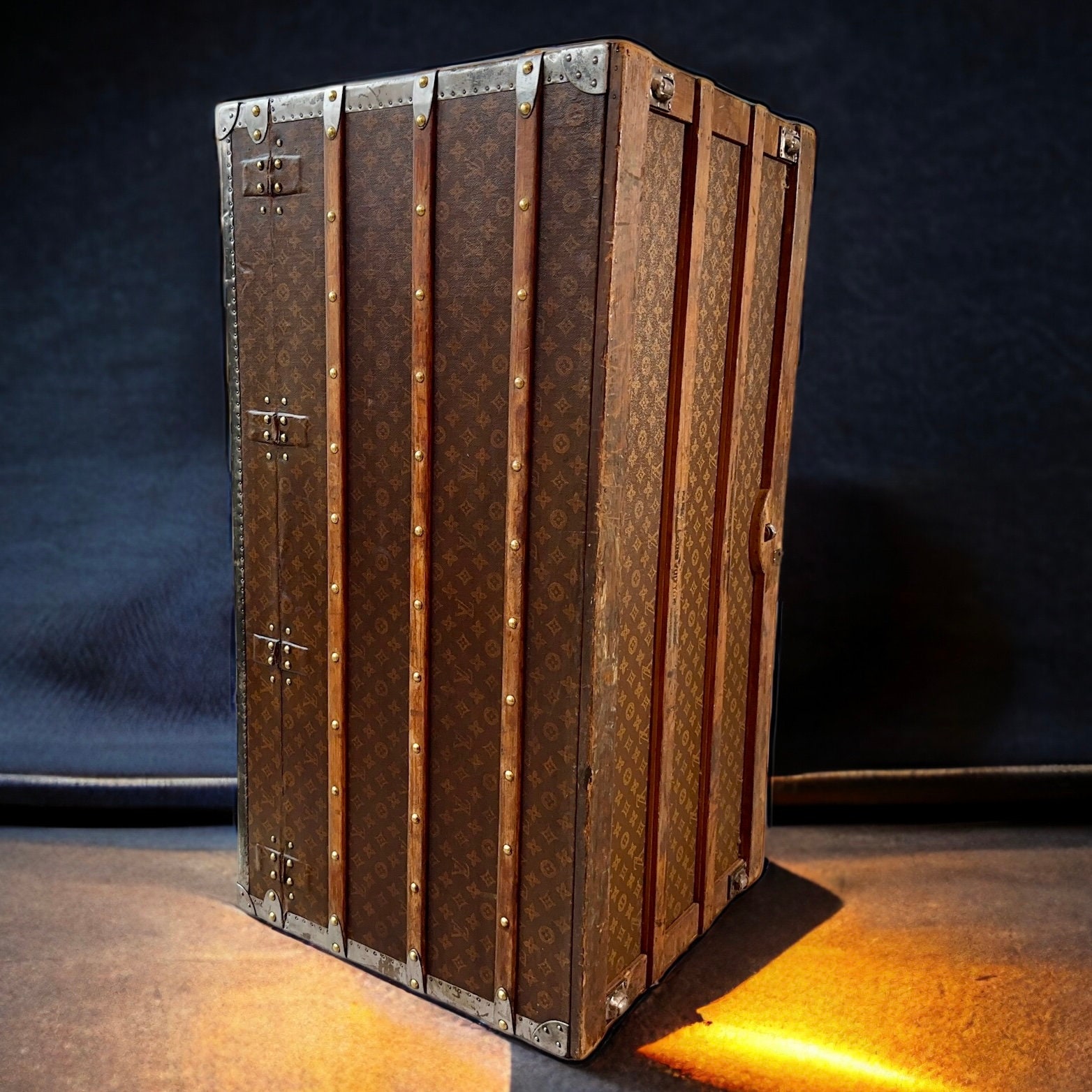 Antique Louis Vuitton Malle Chemise Trunk Collector Piece LV Chest ...